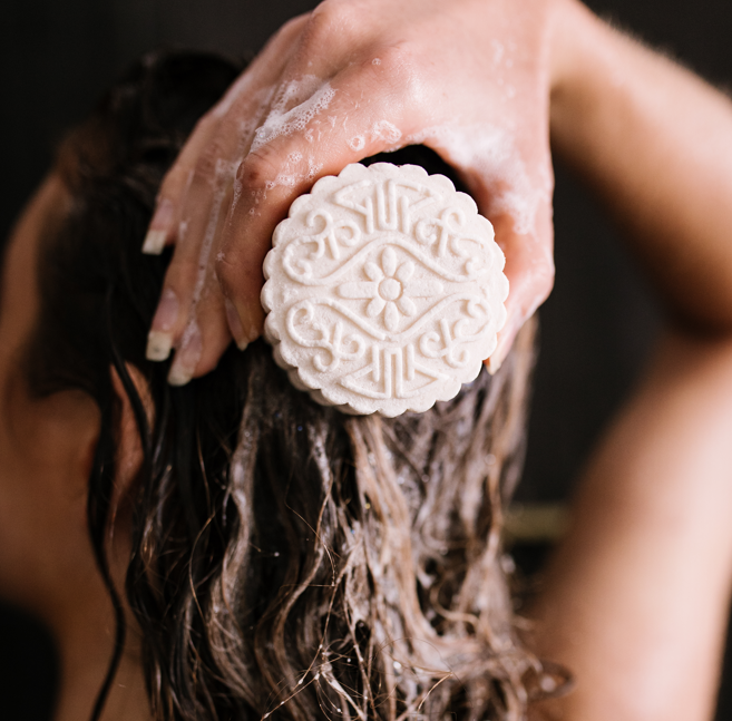 The Science Behind the Shine: How Rice Water Shampoo Enhances Hair Tex ...